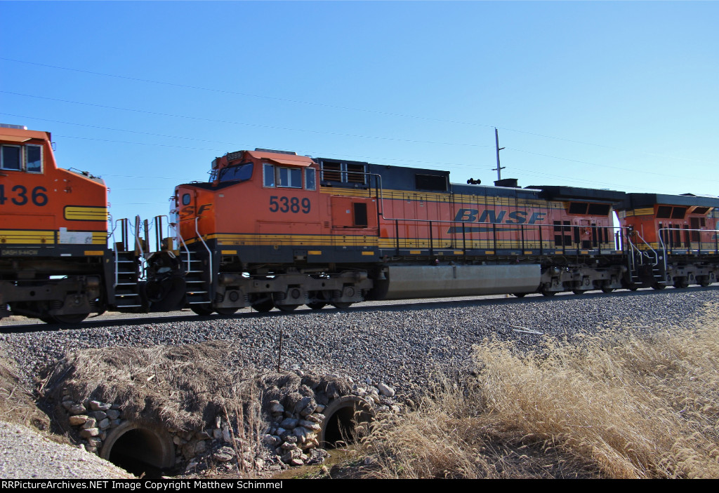 BNSF 5389